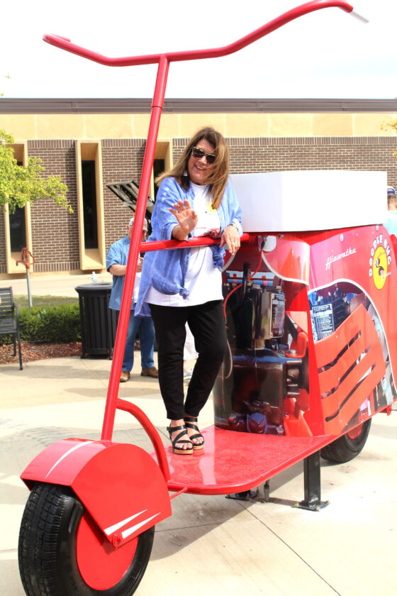 Doodle Bug sculpture unveiled | News, Sports, Jobs - Messenger News